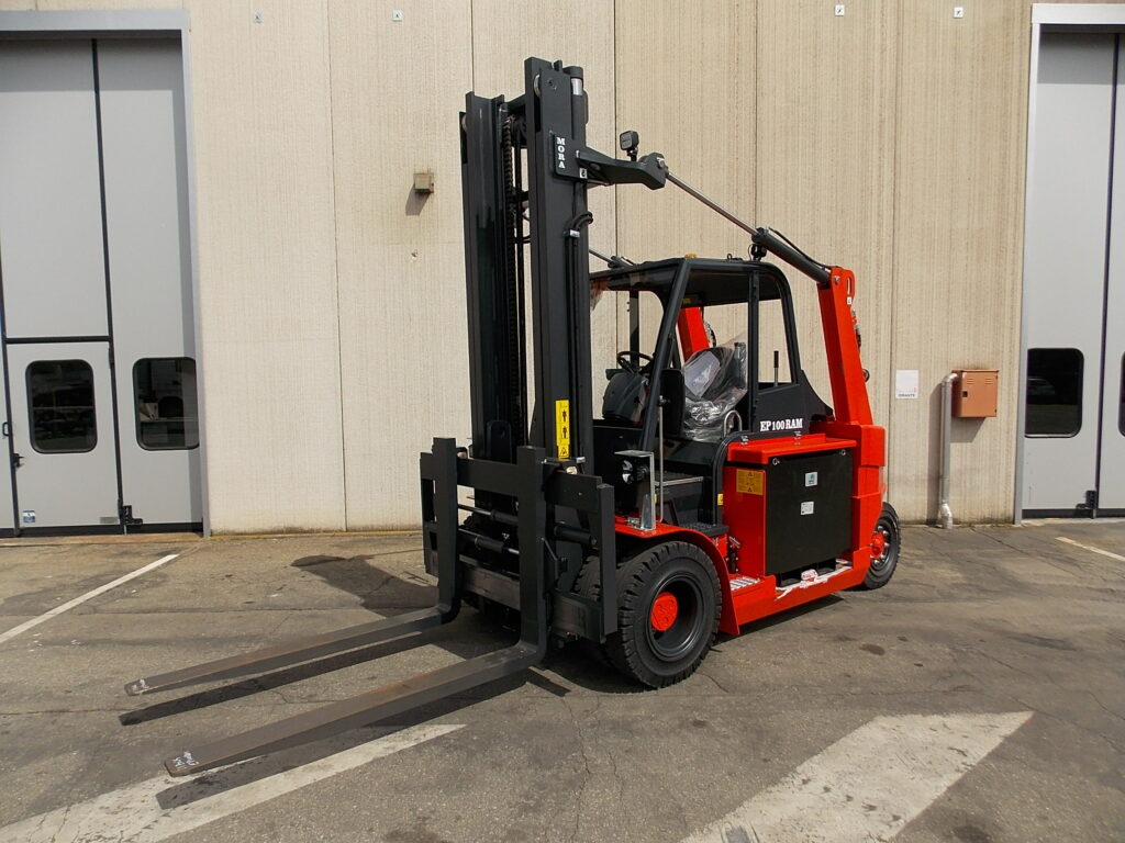 Sortie d'usine du jour : MORA EP100RAM- 8 000 Kg à Cdg 1100 mm - Mora ...